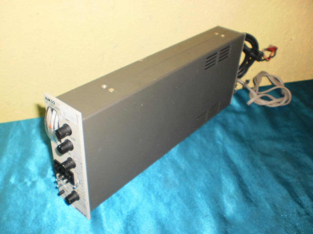 Unipulse AM32 DC Amplifier