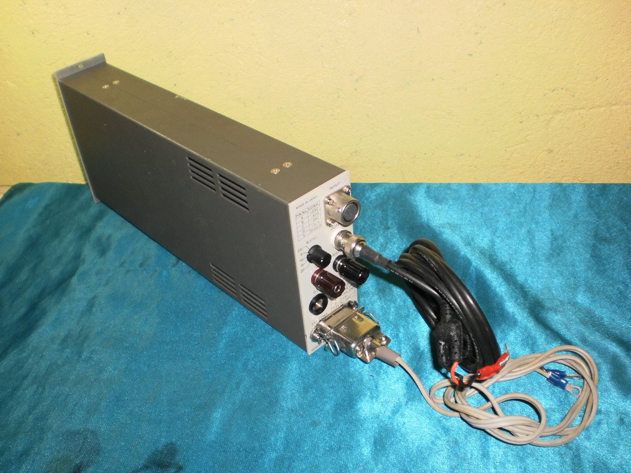 Unipulse AM32 DC Amplifier