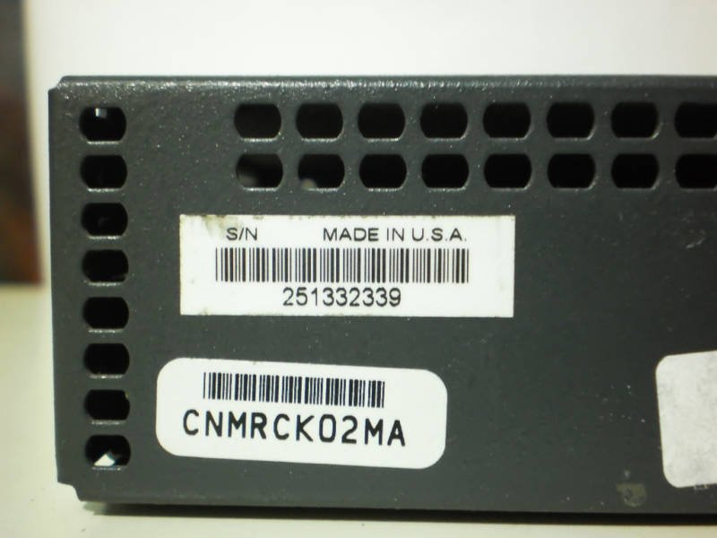 Cisco 2501 Router Series 2500 S/N: 251332339