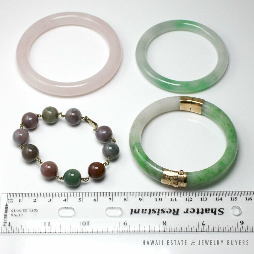 VINTAGE MULTI-COLORED JADE MIXED LOT