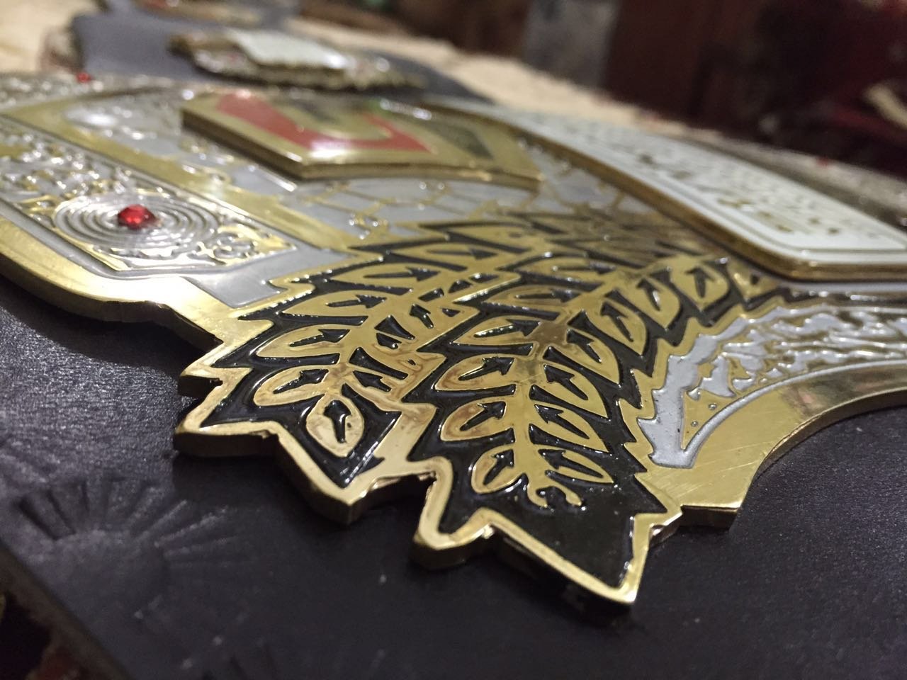 GB002 MMA UFC Rare Hand Made Strikeforce Grand Prix championship ...