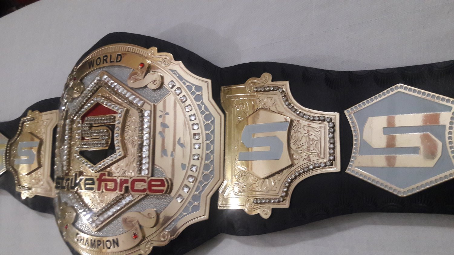 MMA UFC Rare Hand Made strikeforce world Championship replica belt size ...