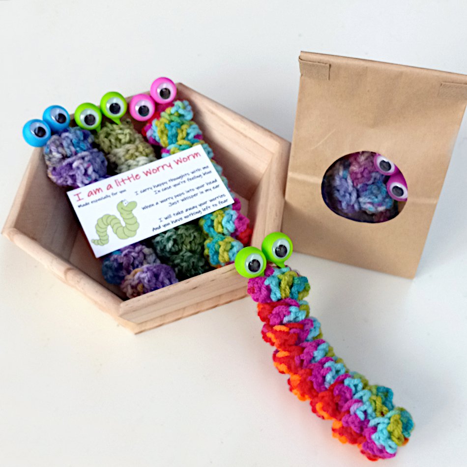 Crochet Worry Worm Anxiety Pocket Toy for Stress Relief Googly Eyes ...