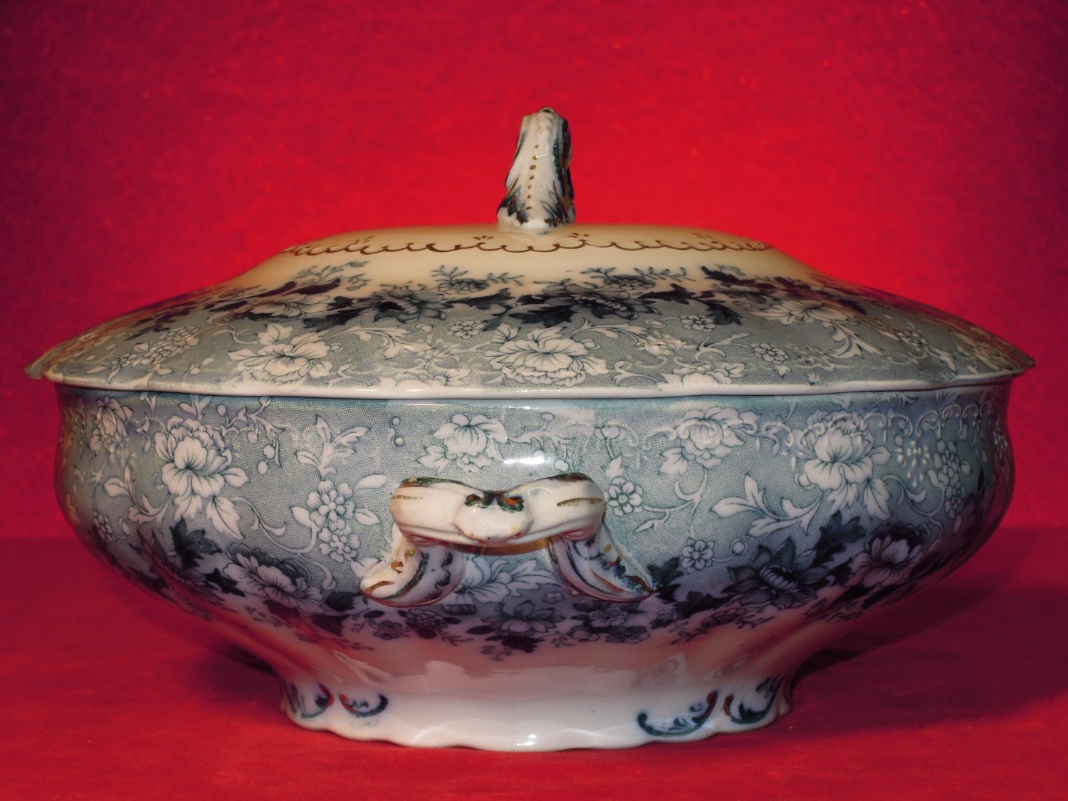 Royal Semi Porcelain Ridgway Tureen, Dundee Pattern