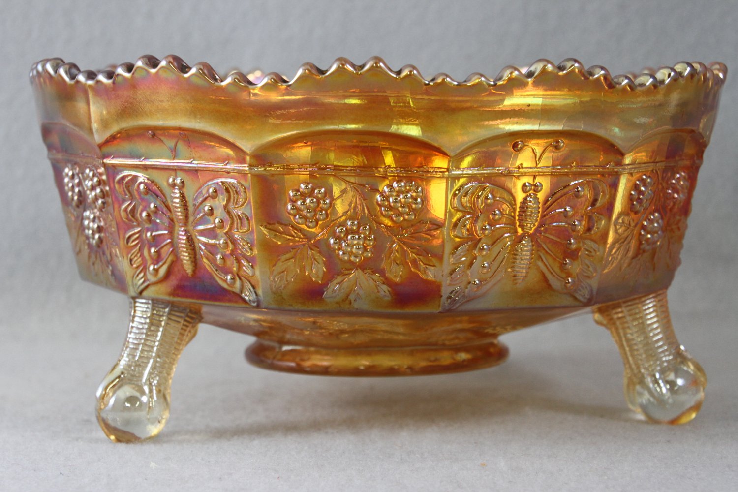 Vintage Fenton Carnival Fruit Bowl Marigold Butterfly Berries