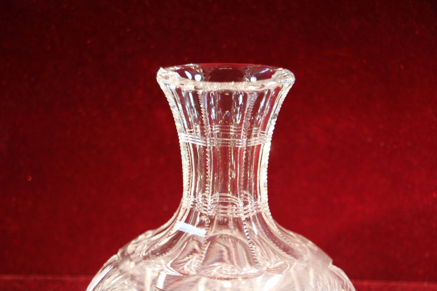 Glass Decanter Hobstar Pinwheel Diamond Cut Radiant Star
