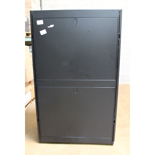 APC NetShelter SX AR3300 42U 600mm Wide x 1200mm Deep Rack Enclosure ...