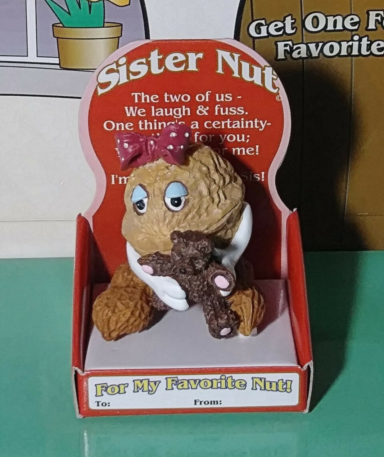 Nutty Nuts Countertop Display figurines Grandpa Grandma Brother Sister ...