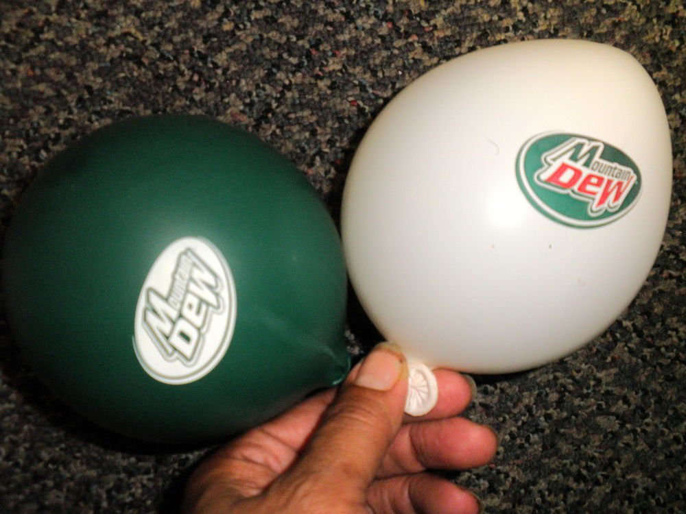 Mountain Dew Balloons 25 Per Pack Green / White