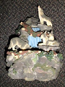 Westland Giftware Wolf Decorative Battery Operated Indoor Fountain #722