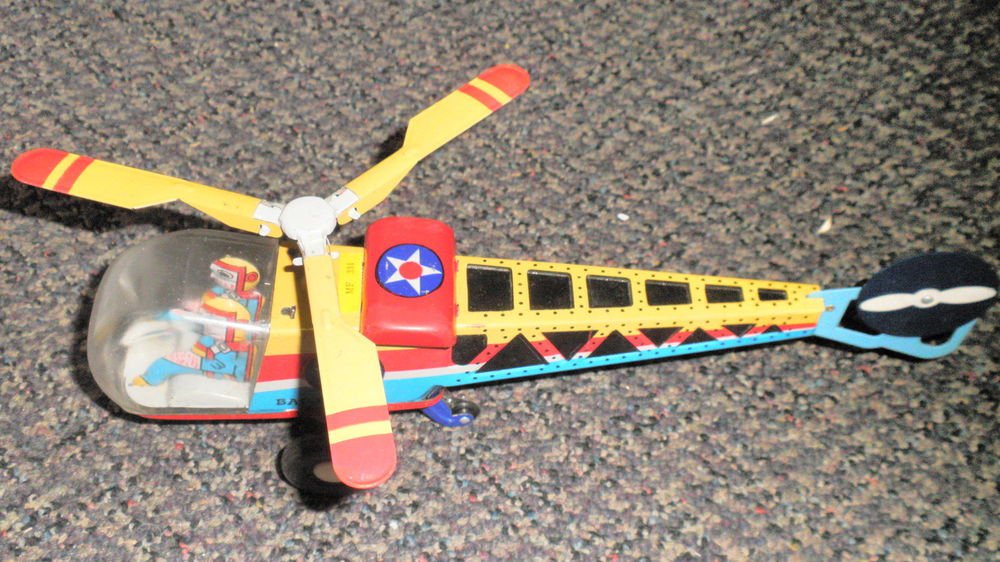 Metal King Collectible Tin Toy Friction Helicopter #MF334