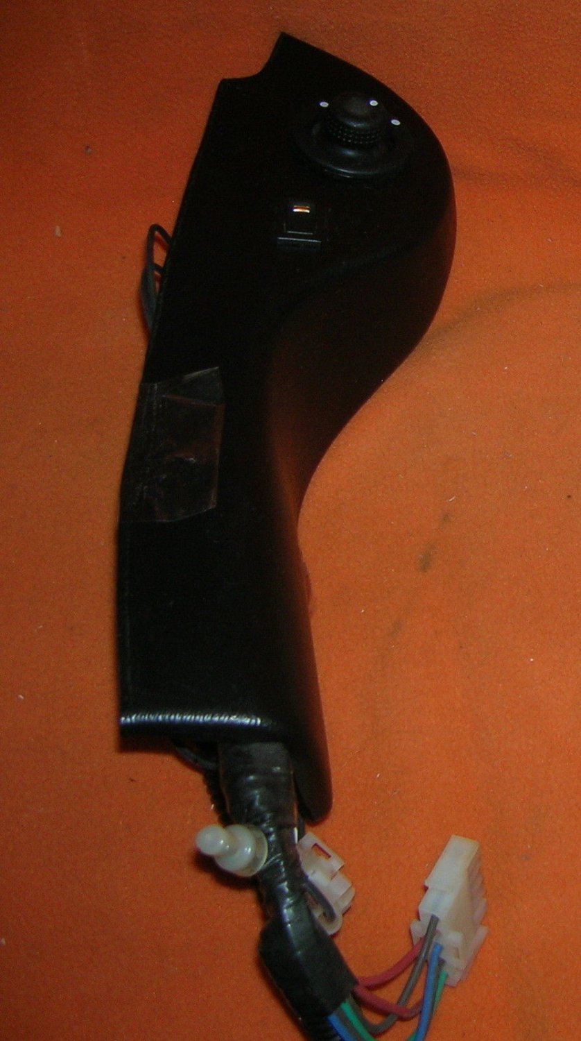 Hadley 12V Door Mirror Control Switch For Class C Chevy #R683-4 UPC ...