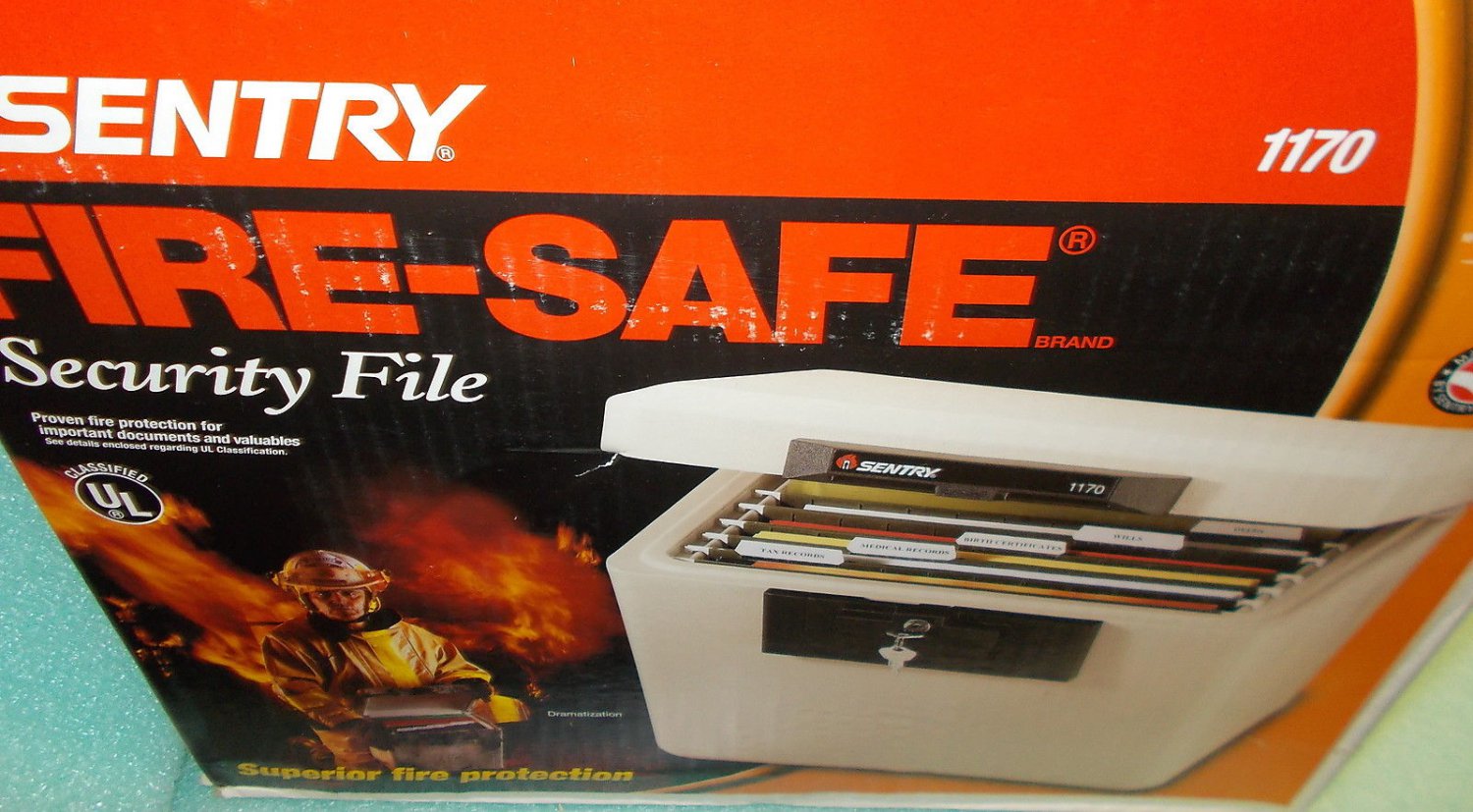 Sentry Fire Safe Secuity File #1170 UPC:049074117016
