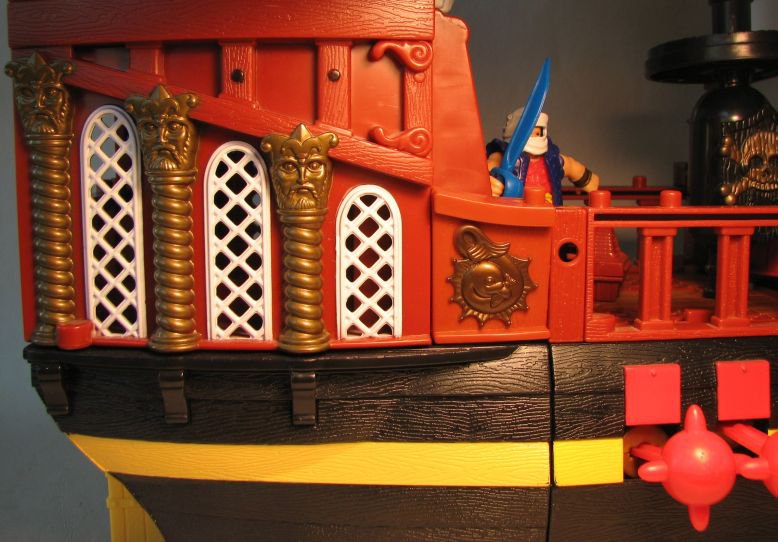 Fisher-Price Imaginext - Pirate Raider Ship LOOSE