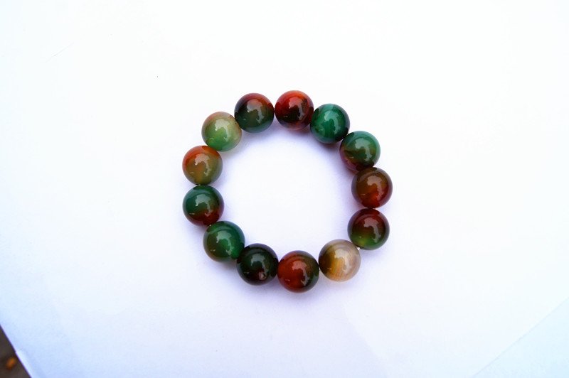 .Natural seven color agate beads, 15.9mm 13 beads. The rubber band ...