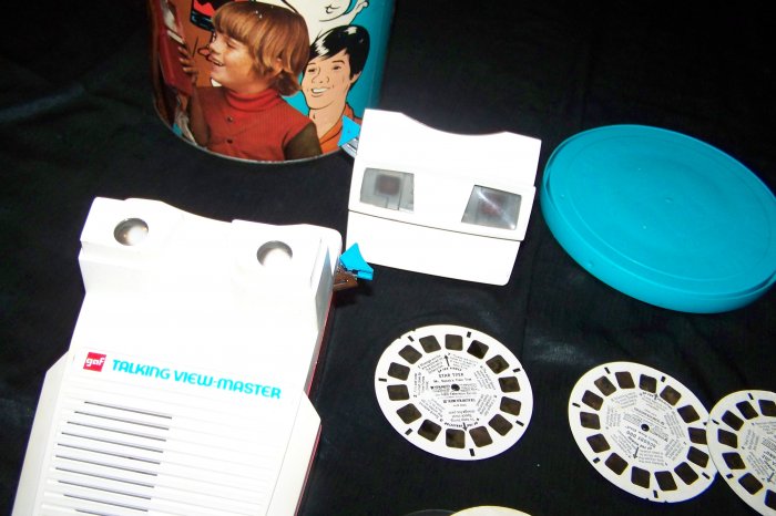 Vintage 1974 TALKING VIEW-MASTER Viewmaster Gift Pak Pack Cannister III