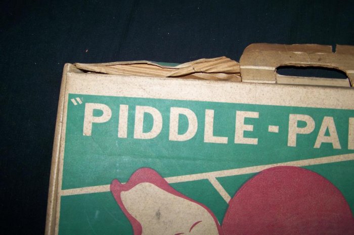 Vintage 1950s PIDDLE-PADDLE Travel TABLE TENNIS Set Game