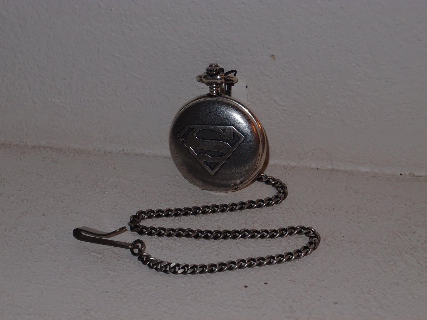 SUPERMAN WB WARNER BROTHERS STORE EXCLUSIVE COLLECTIBLE FOSSIL POCKET ...