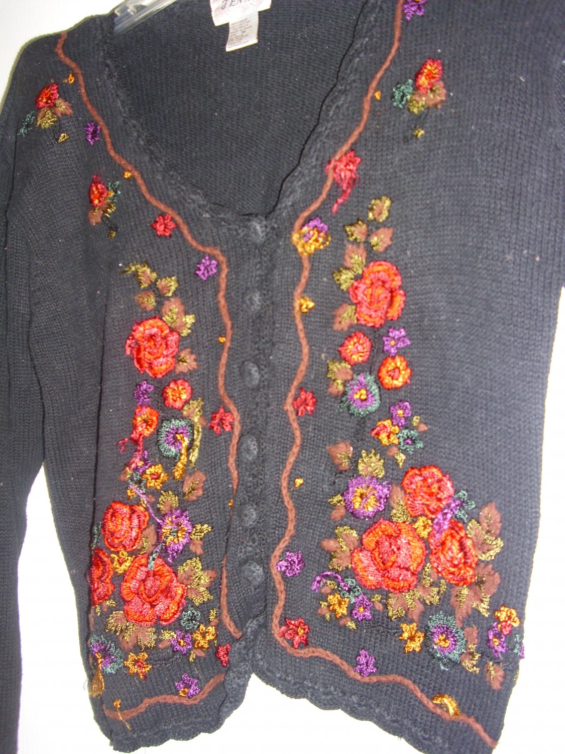 BEAUTIFUL CHRISTMAS SWEATER!!