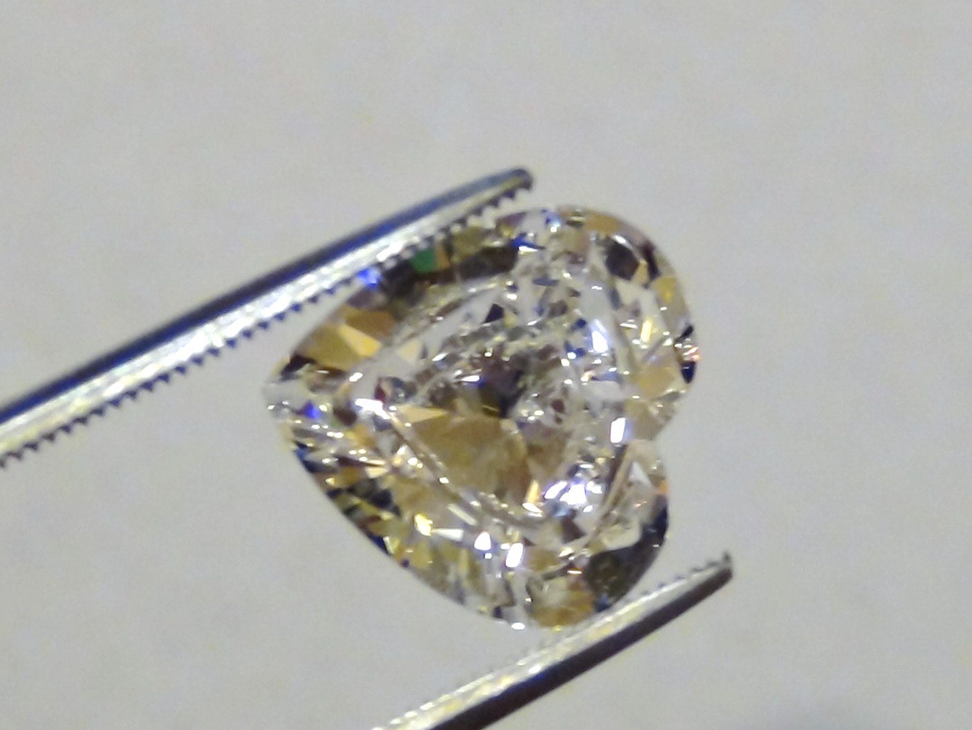 1.50 CT HEART CUT RUSSIAN LAB DIAMOND 7MM X 7MM