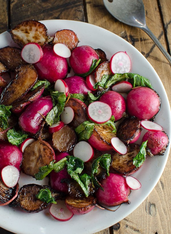 250 Heirloom Crimson Red Giant Radish Raphanus Seeds