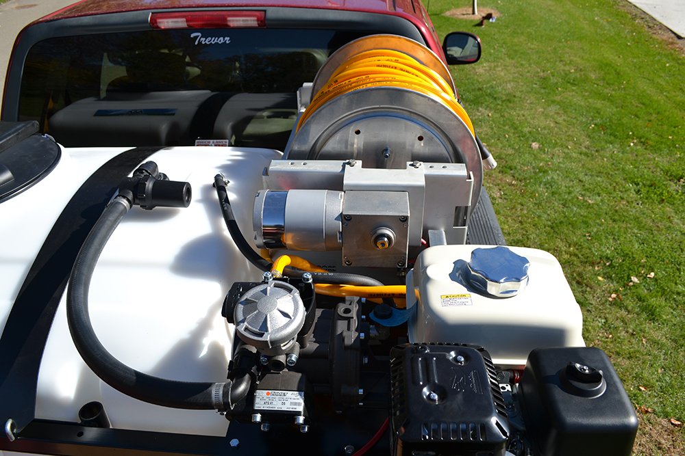 Skid Sprayer Space Saver 200 Gallon Chemical Resistant