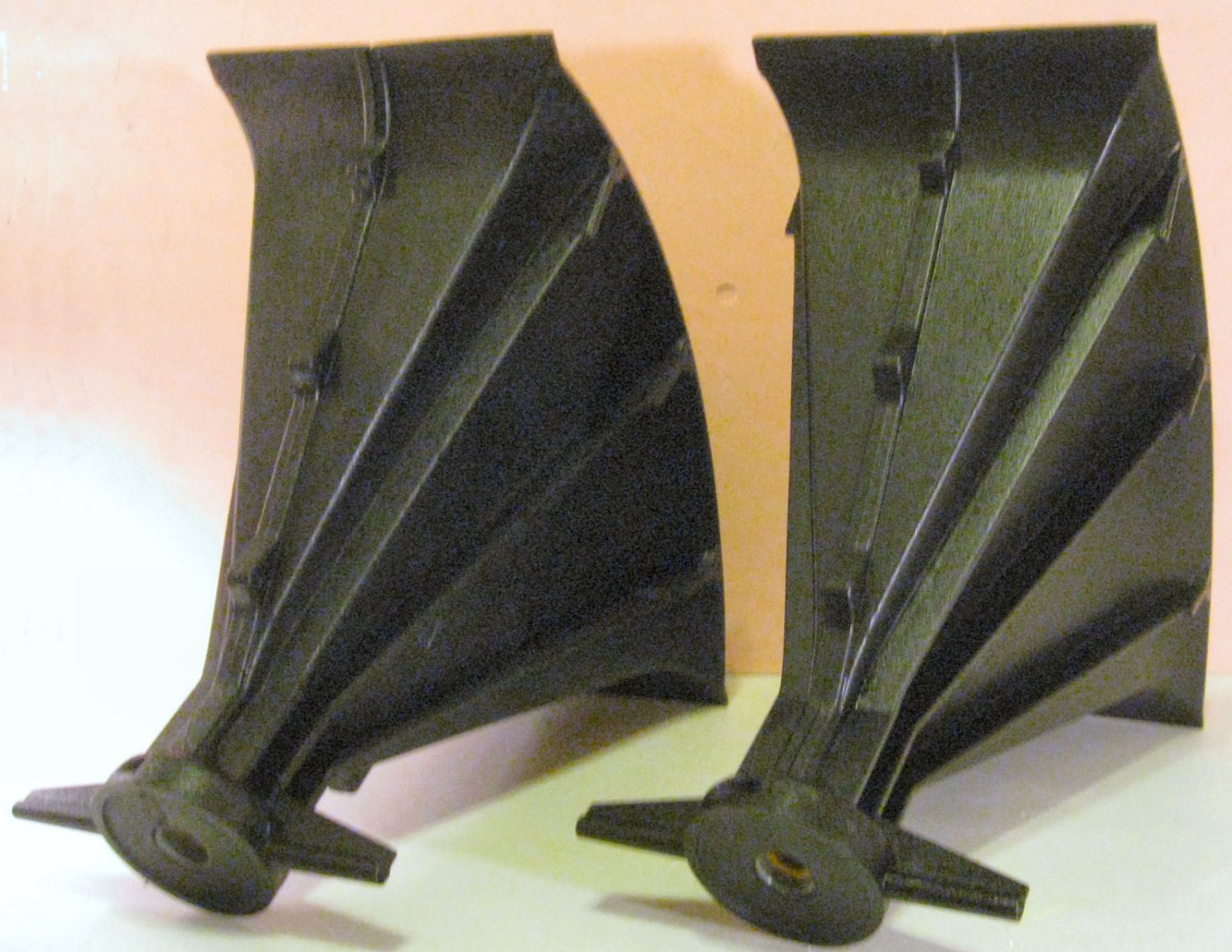 peavey 24" long throw horns pristine!