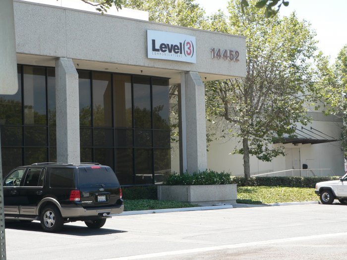 Orange County Colocation 1U server + 3 mbps