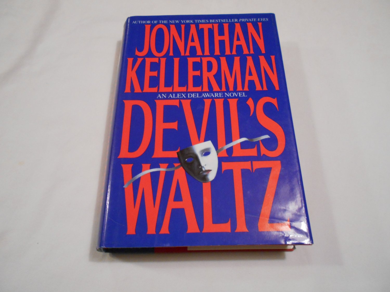 Devil's Waltz by Jonathan Kellerman (1993) (L71a2) Alex Delaware #7, Bantam Books HC