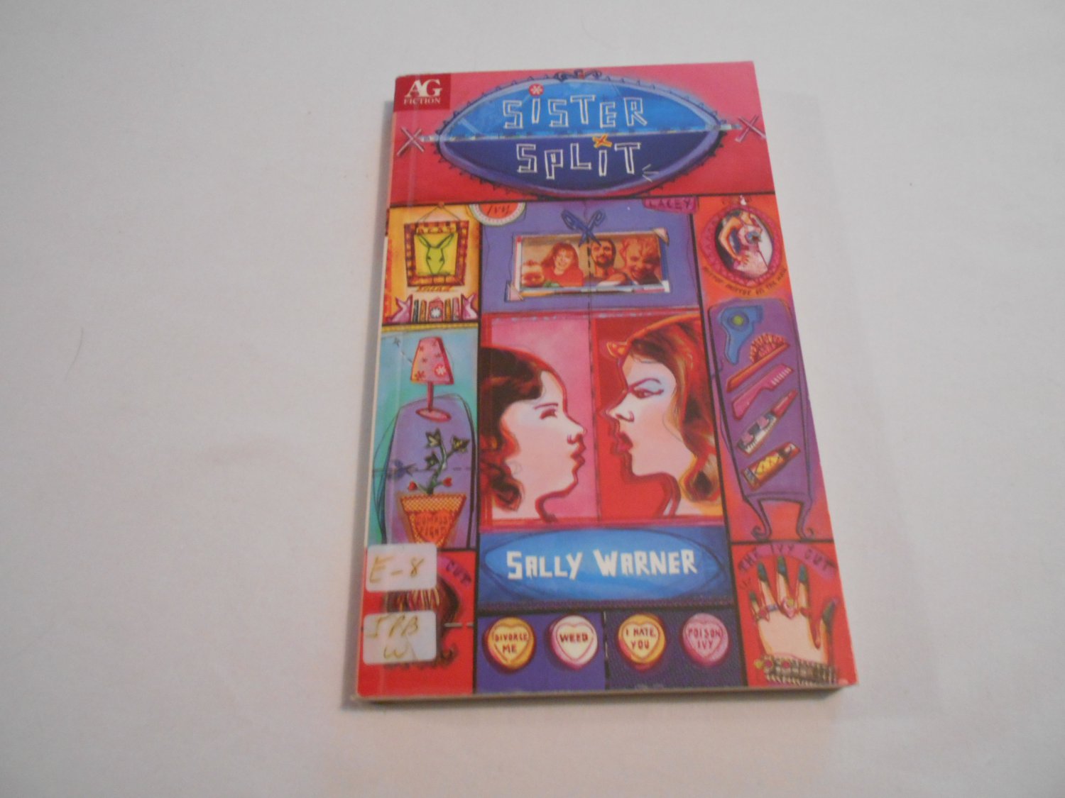 Sister Split by Sally Warner (2001) (L3) American Girl First Edition PB