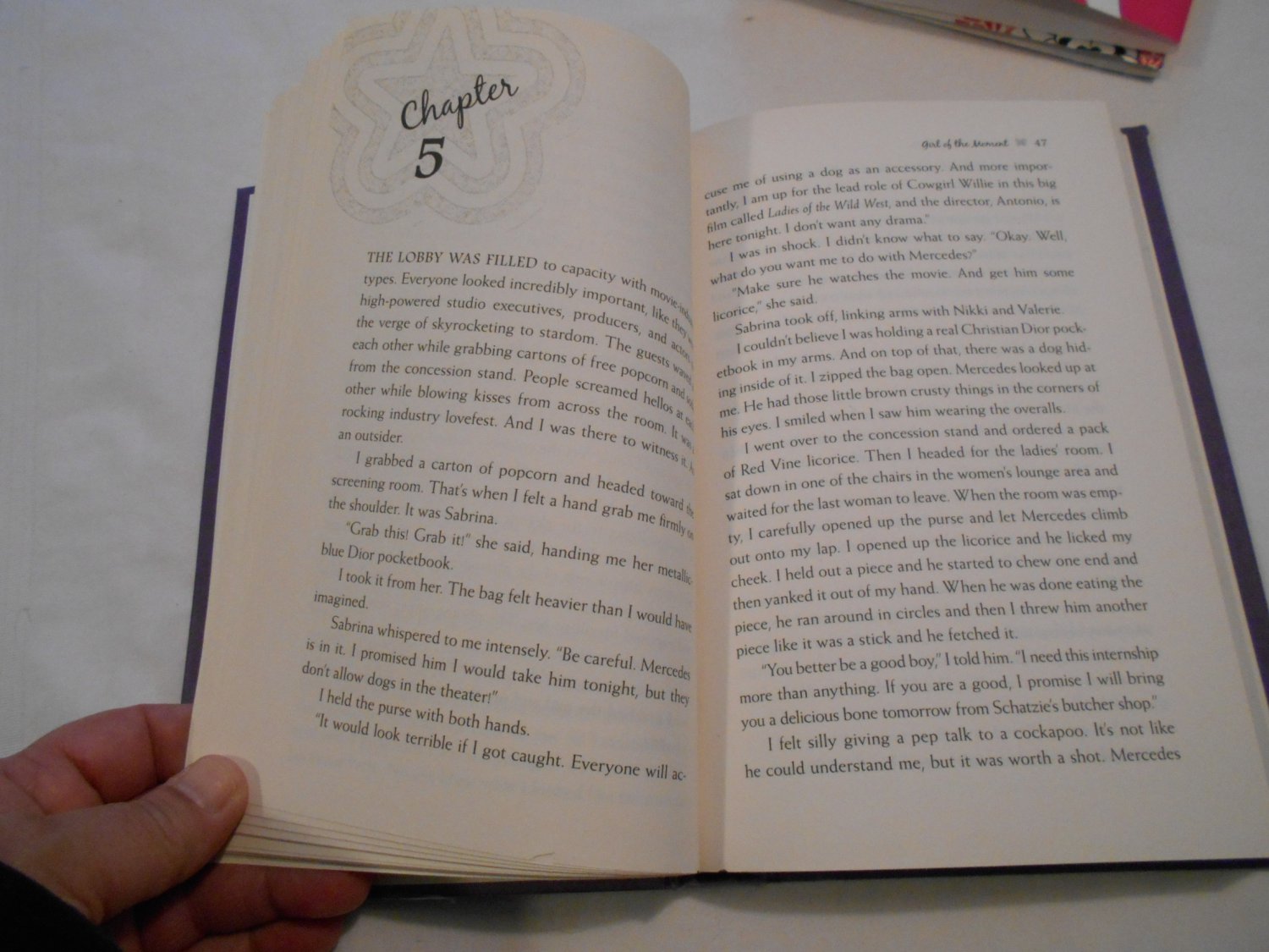 Girl of the Moment by Lizabeth Zindel (2007) (L23c7) Viking First ...