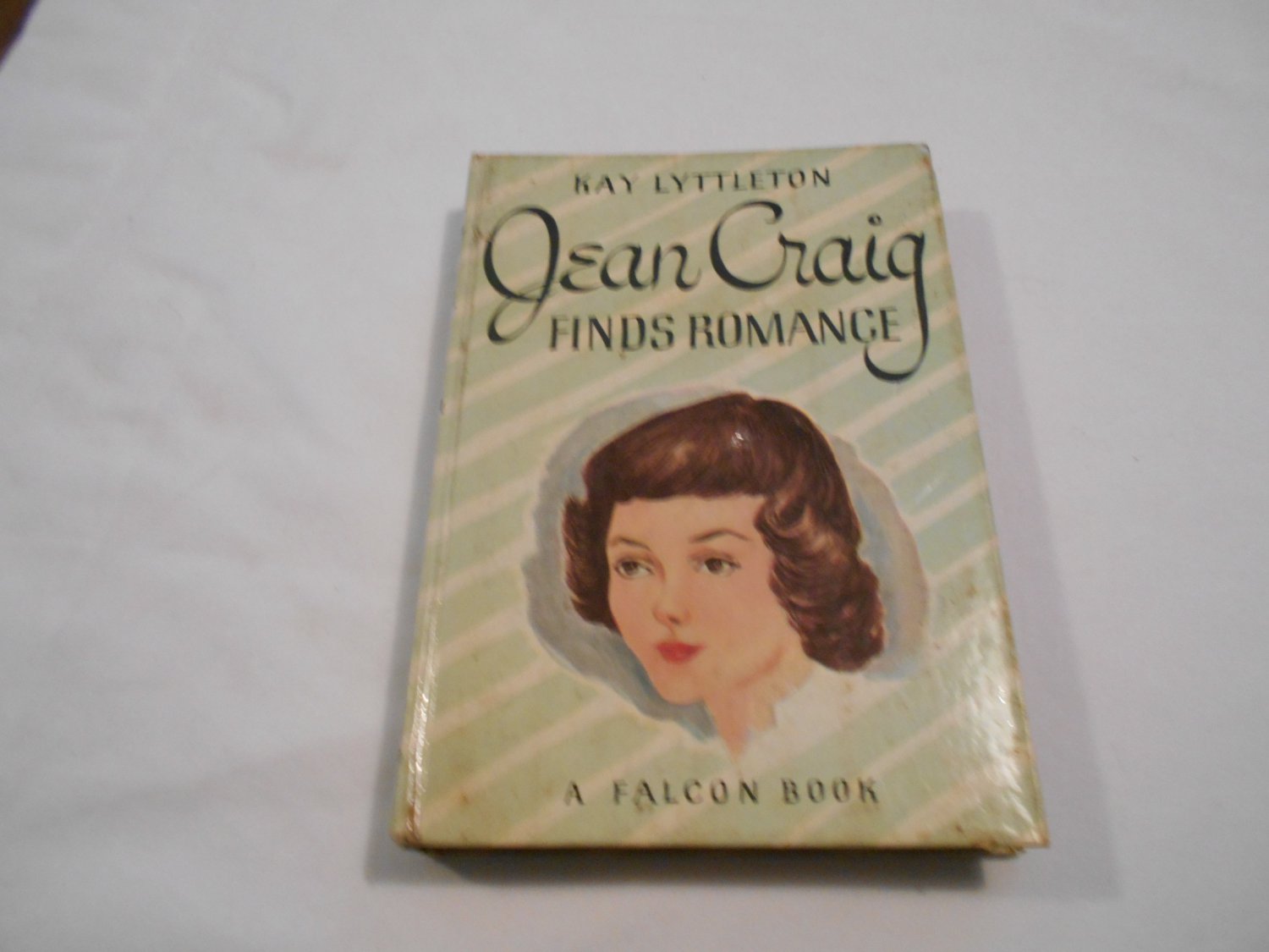 Jean Craig Finds Romance by Kay Lyttleton (1948) (R74d1) Falcon Books HC