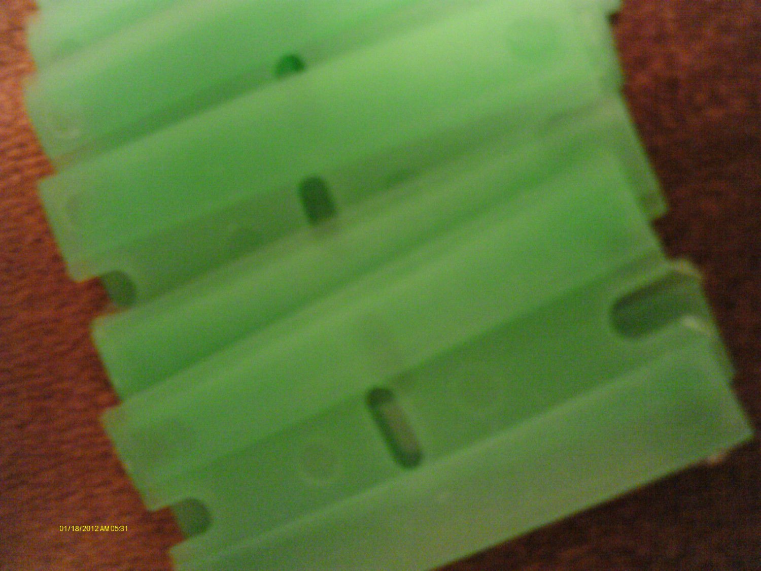 100 pcs PLASTIC SINGLE EDGE RAZOR BLADES REMOVE DECALS PINSTRIPES PAINT ...