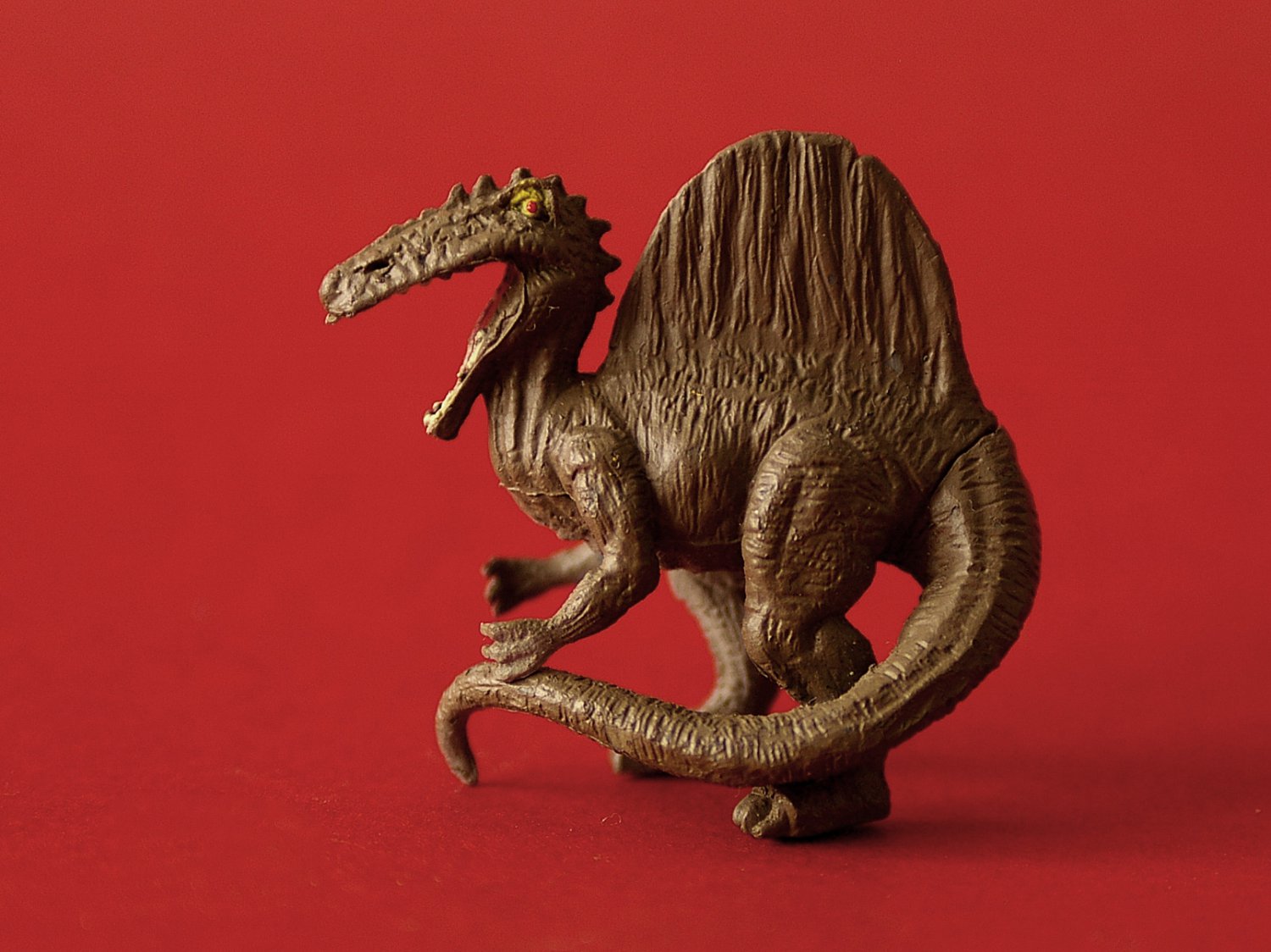 Spinosaurus dinosaur mini figure Predators Volcano Battle