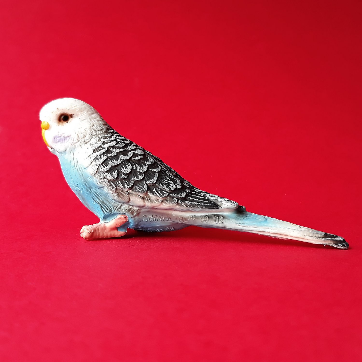 Budgerigar by Schleich bird figurine model parakeet budgie retired