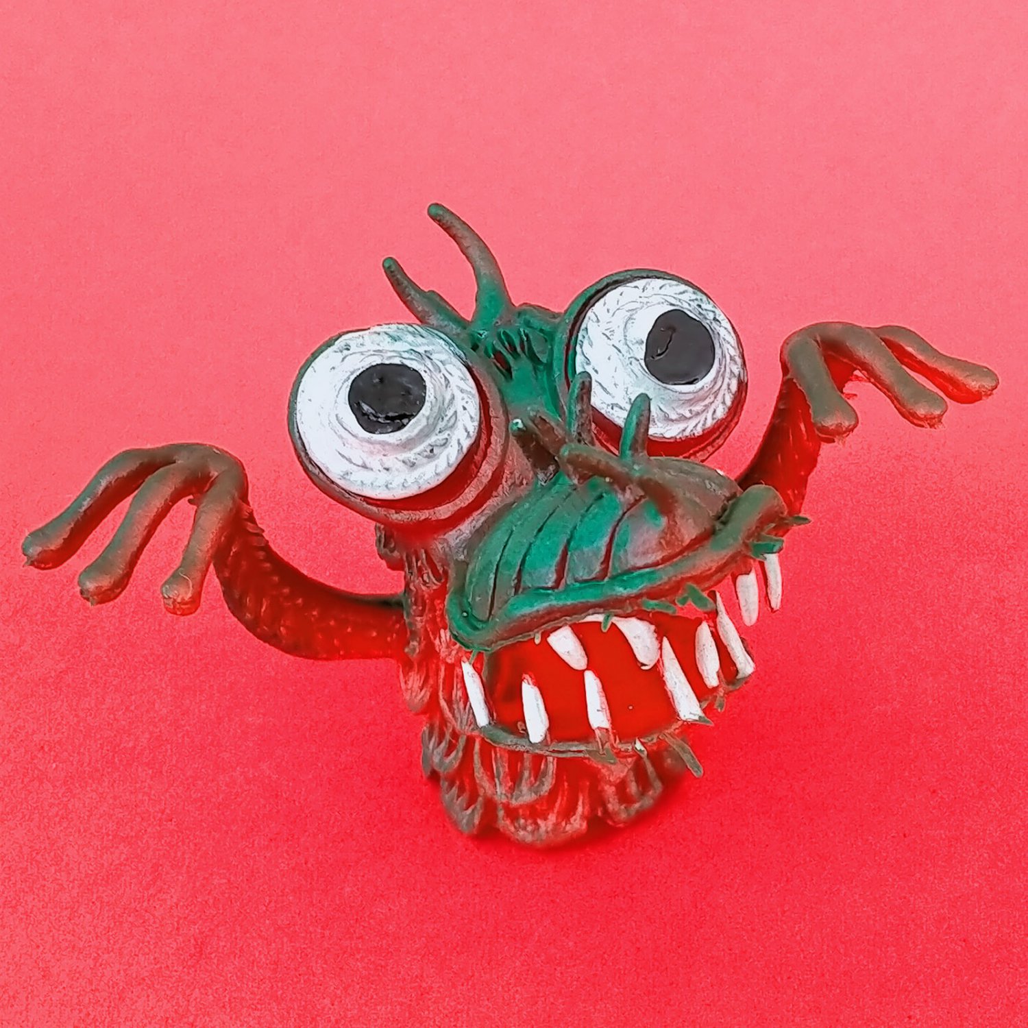 Monster finger puppet soft rubber retro Gigantor jiggler weird creature ...
