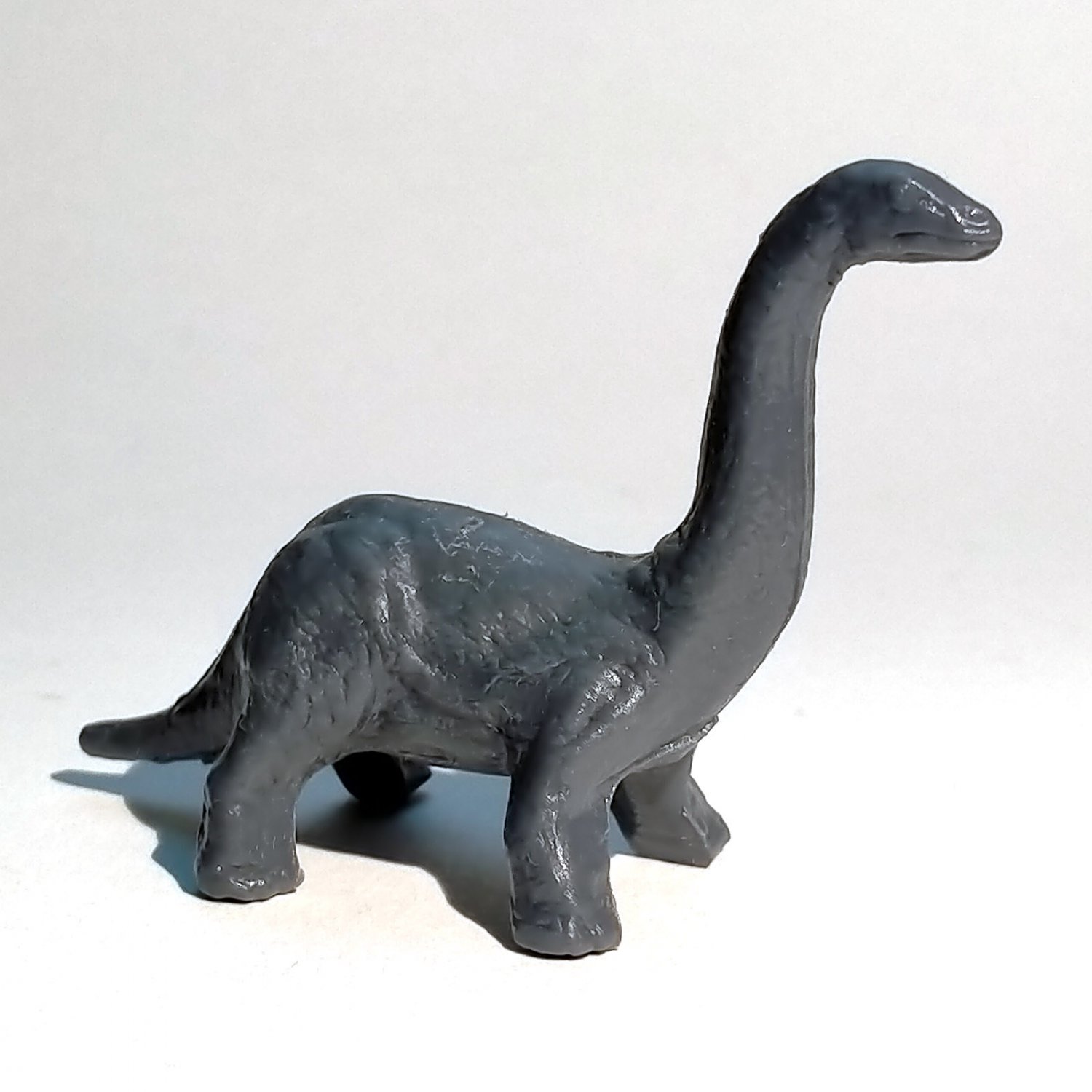 Kellogg's Brontosaurus cereal premium mini dinosaur figure vintage 90's
