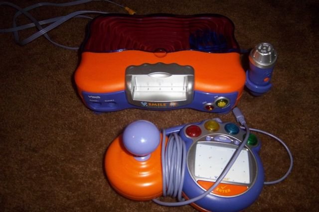 Vtech VSmile Game System with Microphone and Controllerwith Stylus