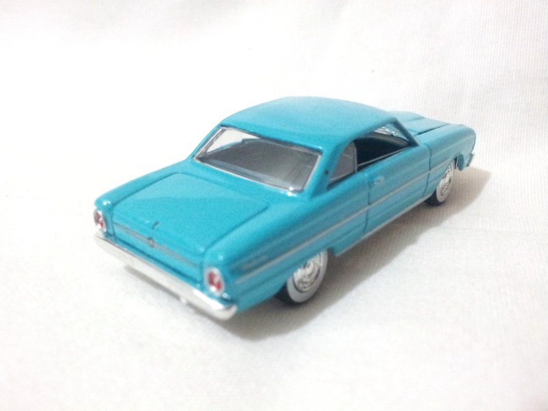 Ford Falcon 1963 Blue 1/64 Die Cast Model Car