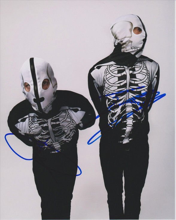 TWENTY ONE PILOTS SIGNED PHOTO 8X10 RP AUTOGRAPHED TYLER JOSEPH & JOSH ...