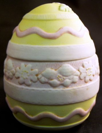Lefton China Easter Egg Trinket Box Yellow Pink 1985