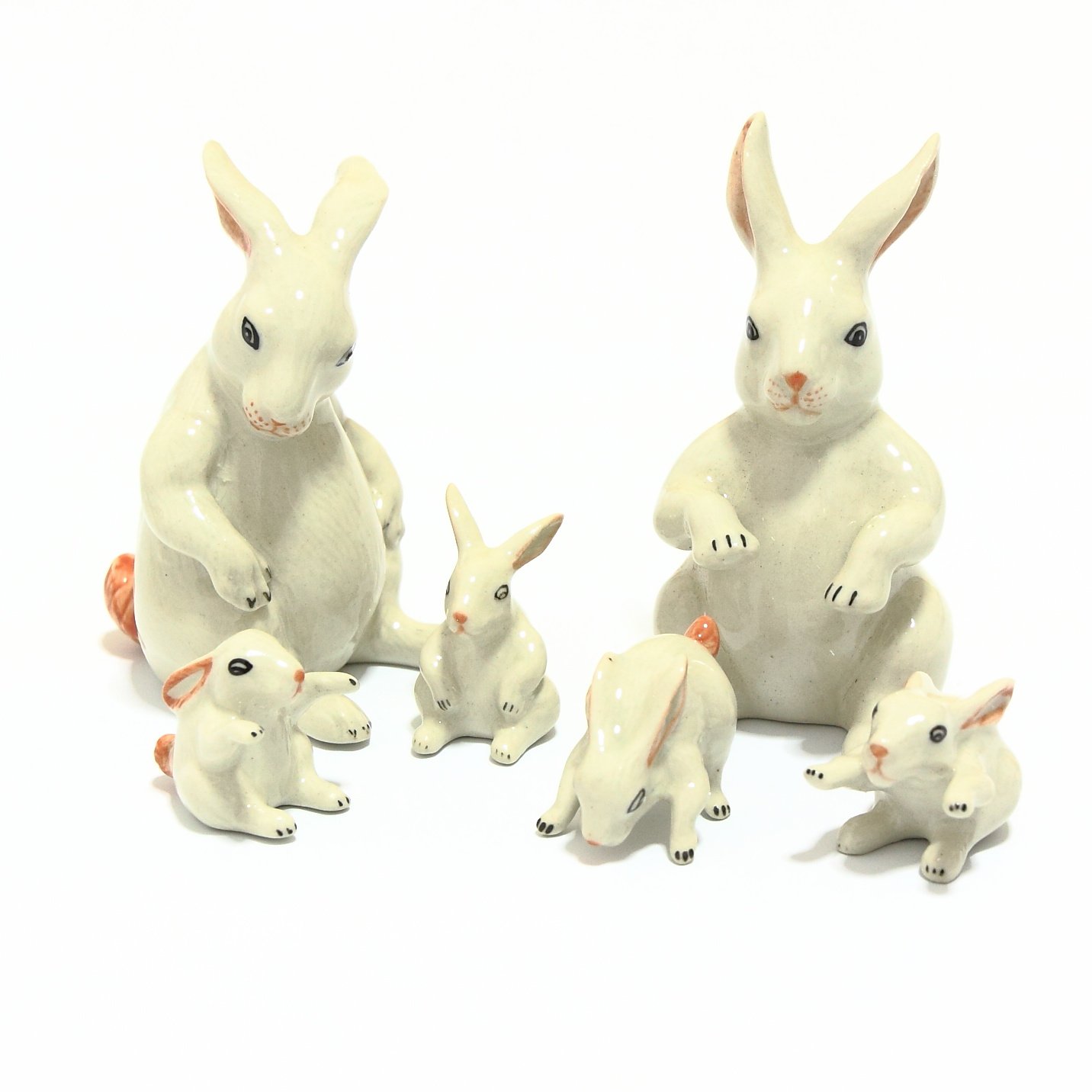 Animals Ceramic 6 pcs White Rabbit Family Ceramic Hand painted