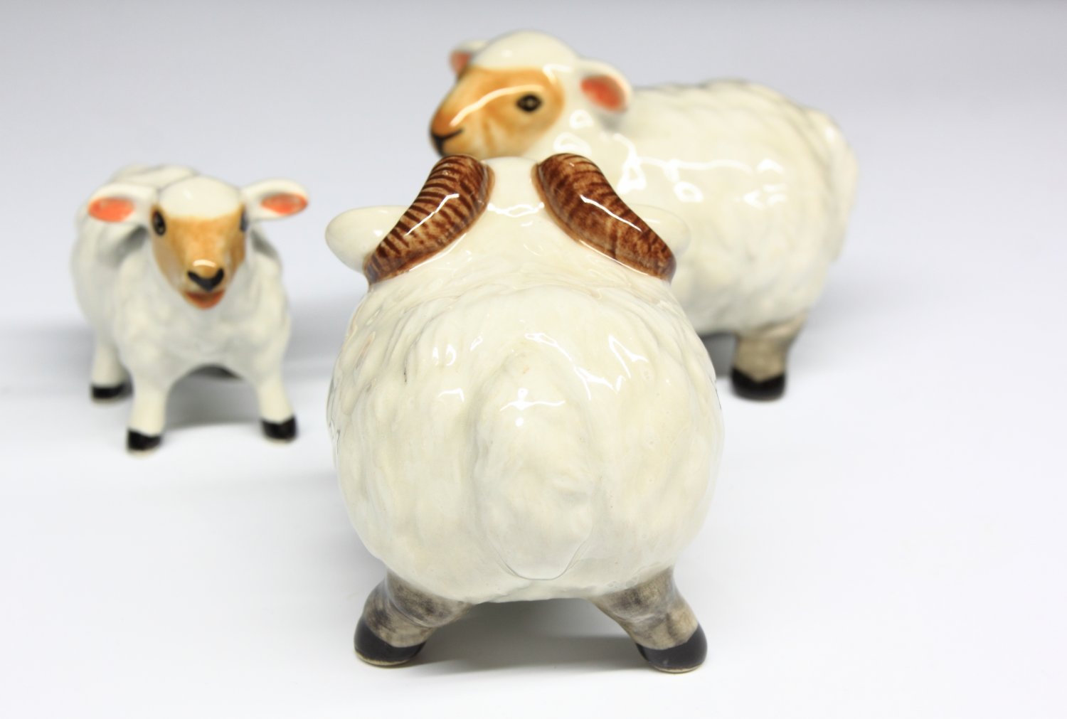 Animals Ceramic 3 pcs Big Sheep Family Ceramic Hand painted