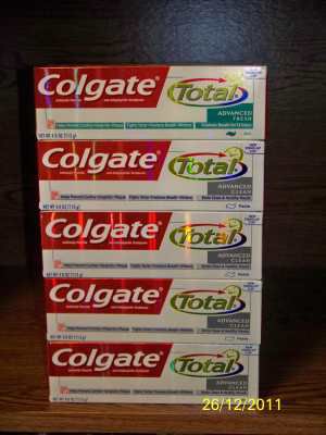 5 Colgate Total Toothpaste 4.0 oz each 3 Advanced Clean and 2 Gum Defense