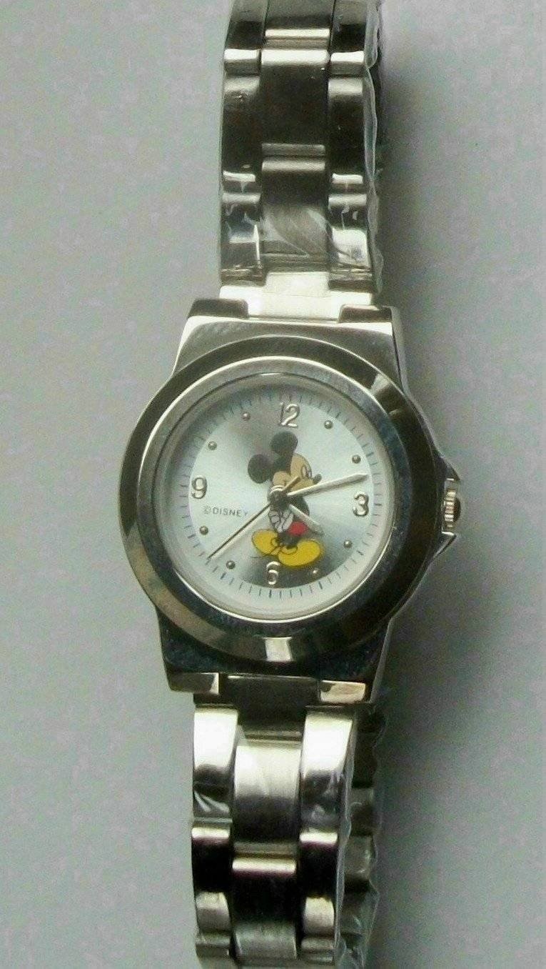 Brand-New Disney Animated Moving Head Goofy Watch! HTF! Rare! GORGEOUS ...