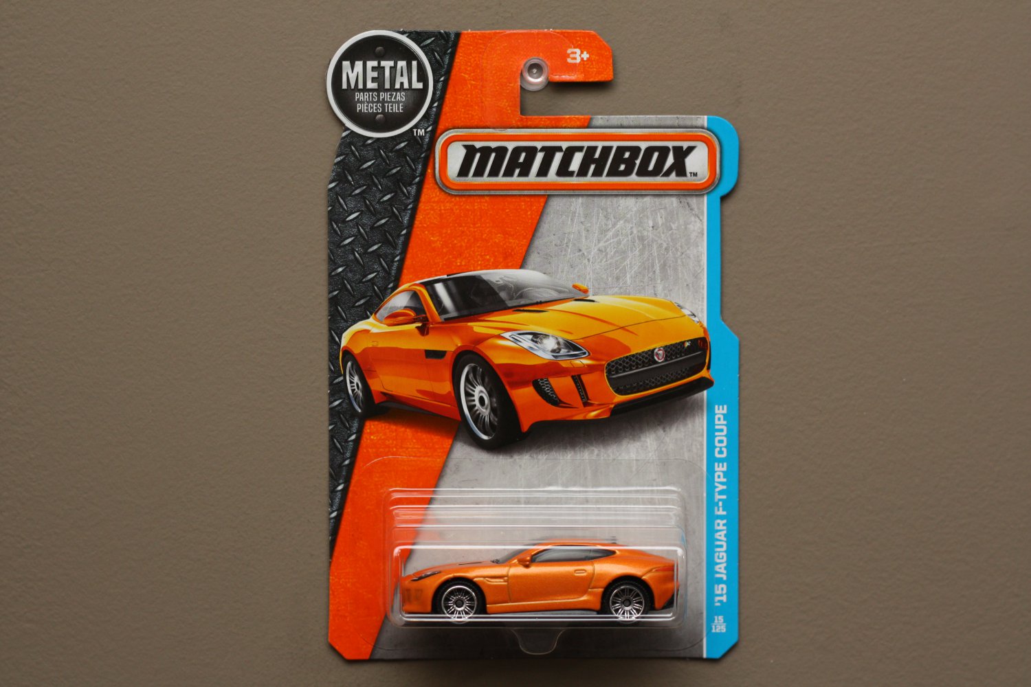 Matchbox 2016 MBX Adventure City '15 Jaguar F-Type Coupe (orange)