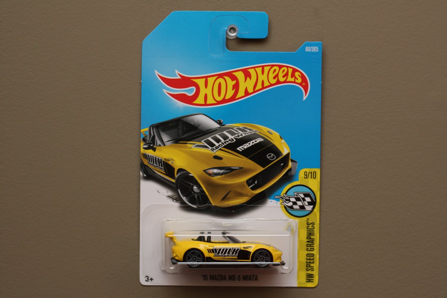 Hot Wheels 2017 HW Speed Graphics '15 Mazda MX-5 Miata (yellow)