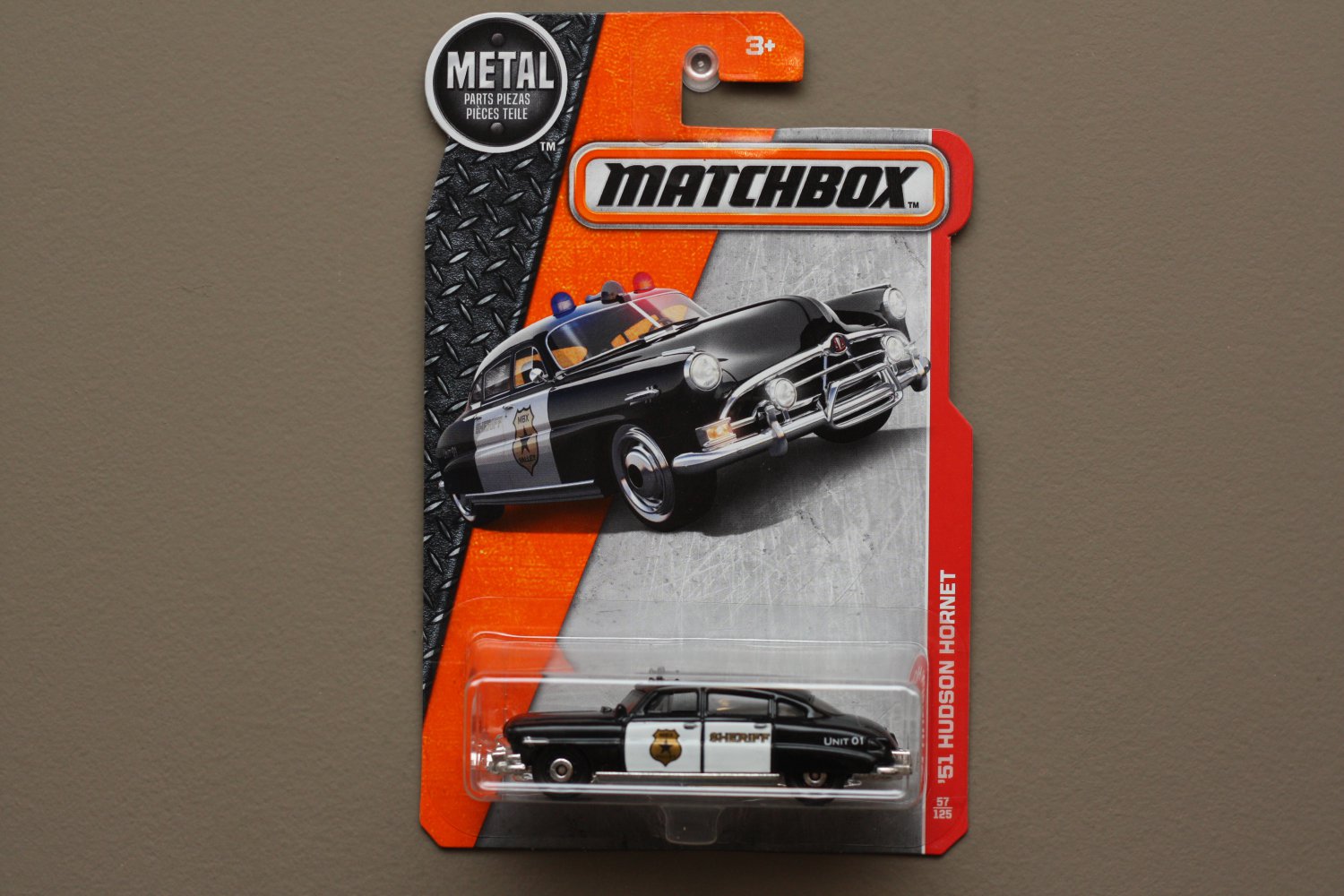 Matchbox 2017 MBX Heroic Rescue '51 Hudson Hornet (black)