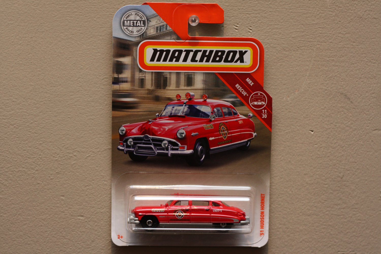 Matchbox 2018 MBX Rescue '51 Hudson Hornet (red)
