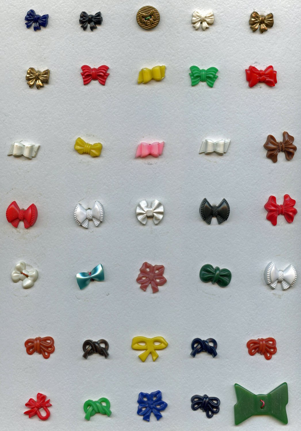 card of 35 BOW buttons